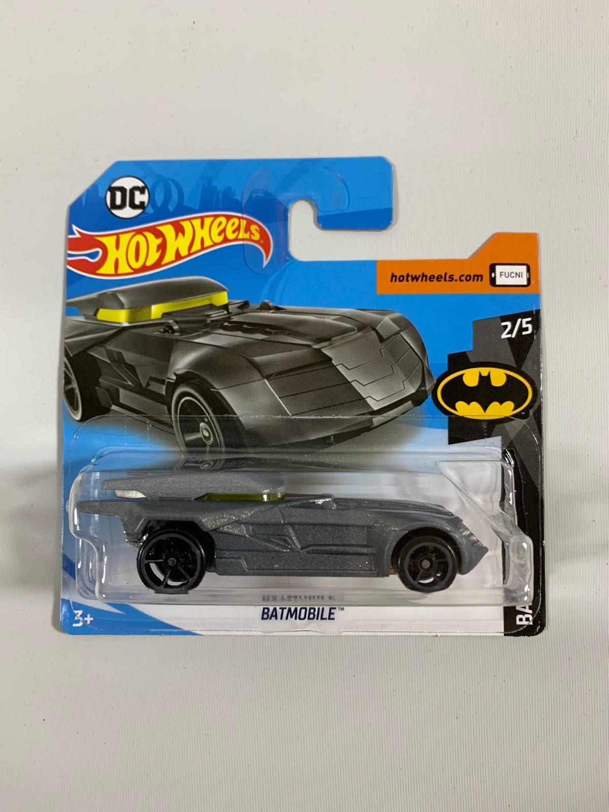 JME - Diecast Batmobile Collection: BATMOBILE 2019: Hot Wheels