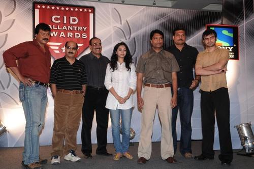 WALLPAPERS: C.I.D Wallpapers