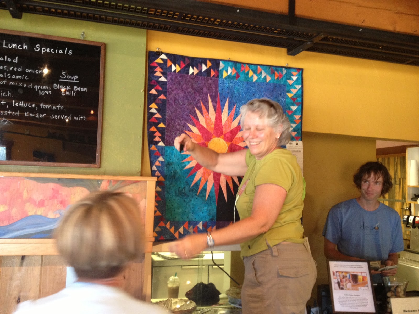 Humble Quilts: Setting up Sisters Outdoor Quilt Show