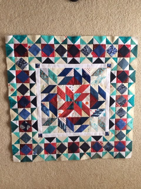 Mother Patchwork: Unity Quilt along rounds two to four and I am calling ...