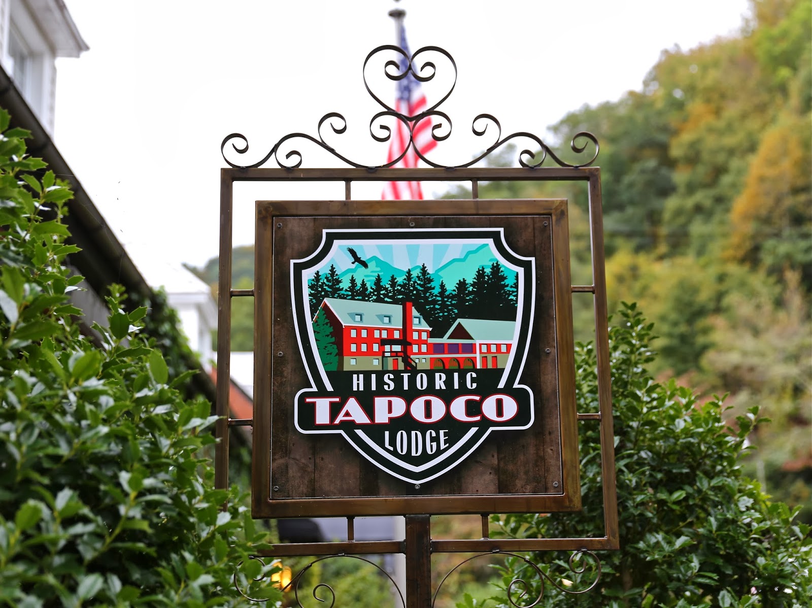 Sweet Southern Days: Historic Tapoco Lodge in Robbinsville, North Carolina