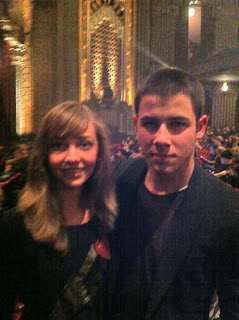 Jonas Brothers the best: Chelsea Kane- Concierto