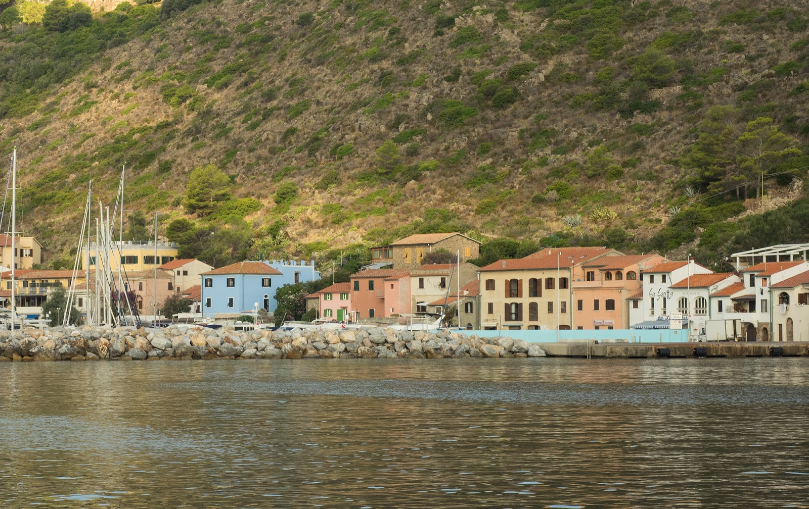 ¨ verDi&bLu: 10 e 11 agosto 2018 - Porquerolles (Francia)-Capraia-Livorno