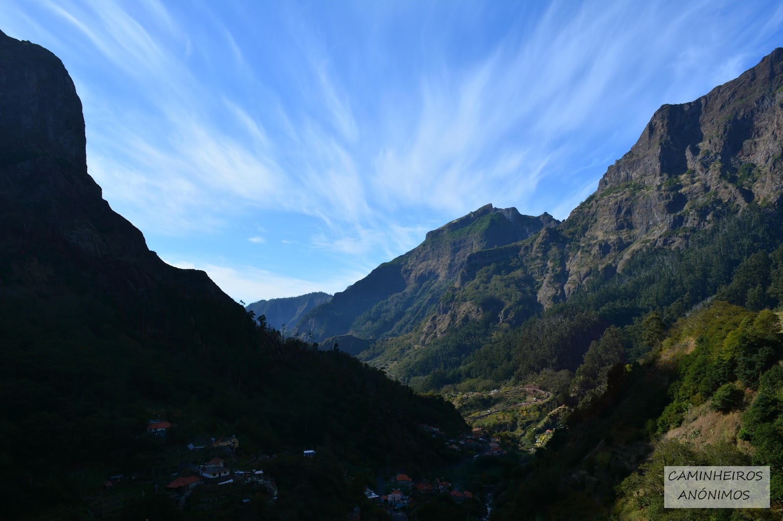 Caminheiros Anónimos Levadas da Madeira : Levada do Pico Furão (Curral ...