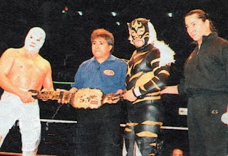 ¿QUIEN ES QUIEN? LUCHA LIBRE: FELINO el gato volador