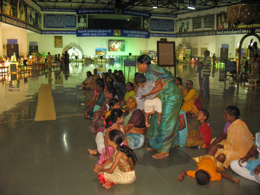 ARUNACHALA GRACE: 2014 Navaratri Kolu Display at Yogi Ramsuratkumar Ashram