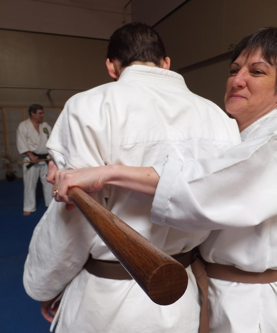 Hanbo - weapon of self-defense: Hanbo - A Self-Defense Tool