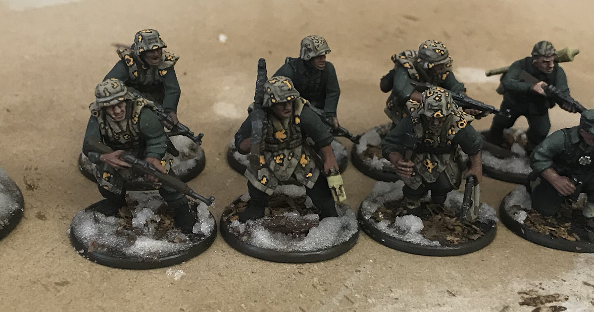 40k Hobby Blog: Crushed Glass Snow Effect on Winter War Germans