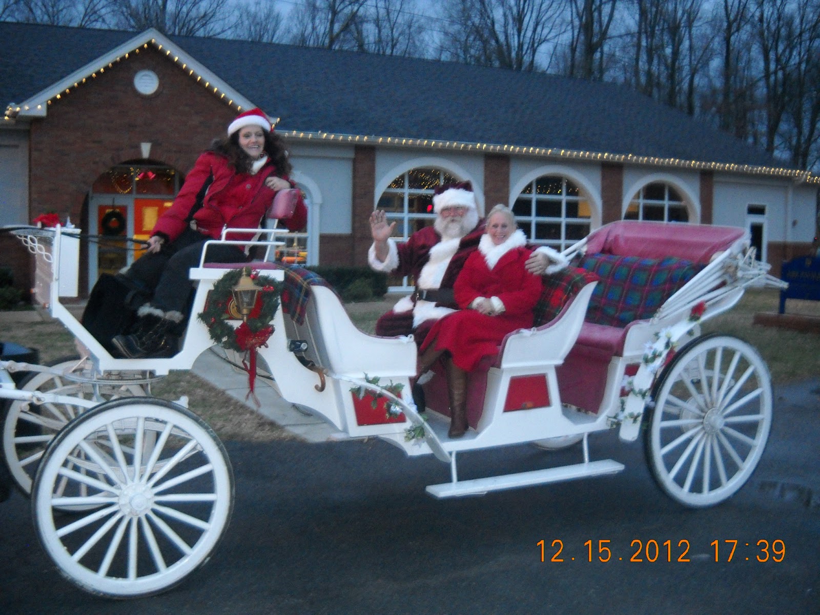 Sugar Creek Carriages: Horse Drawn Carriage Rides