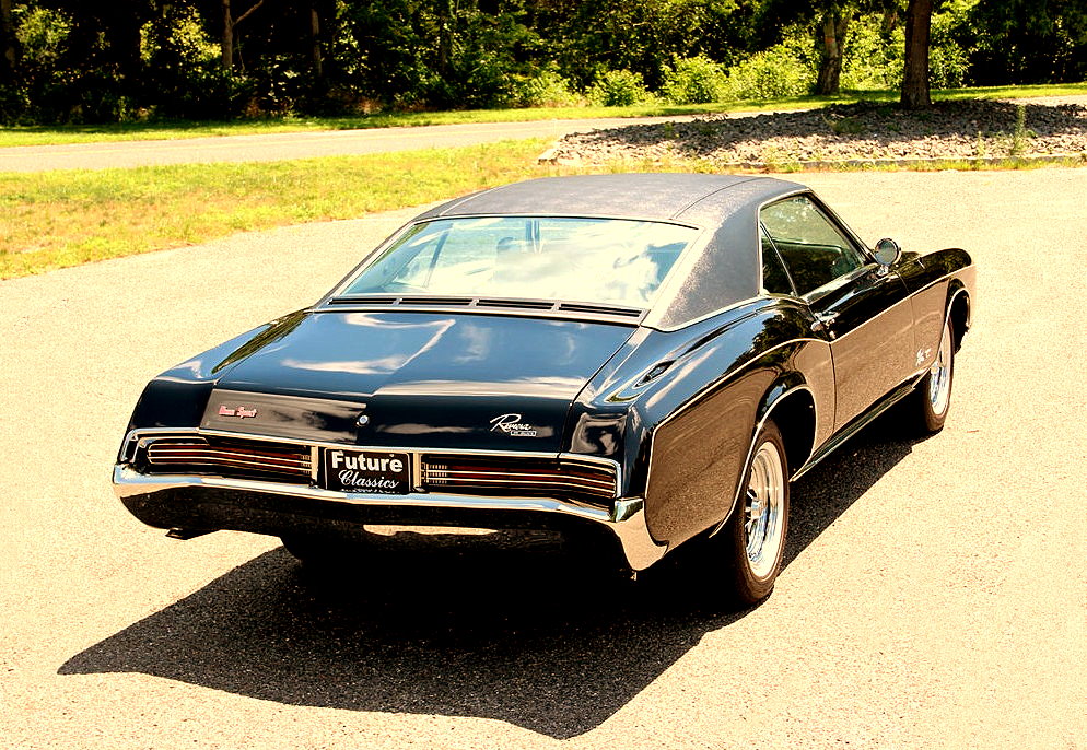 MUSCLE CAR COLLECTION : 1966 Buick Riviera GS Luxury Coupe Muscle Car