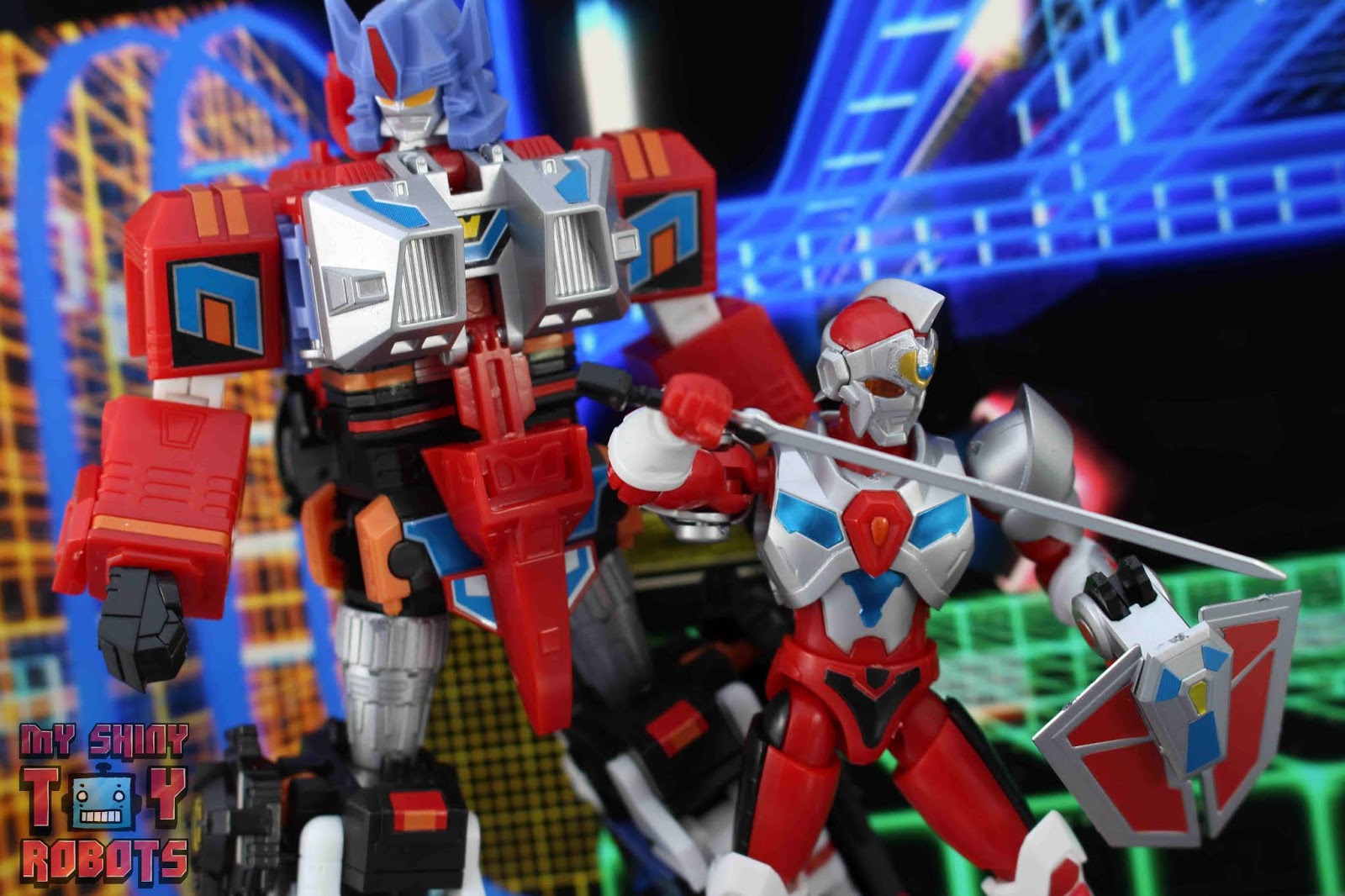 My Shiny Toy Robots: Toybox REVIEW: Super Mini-Pla Thunder Gridman