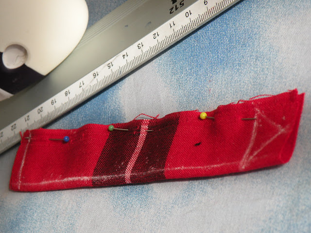 Just Skirts and Dresses: Button tab for sleeves - how to