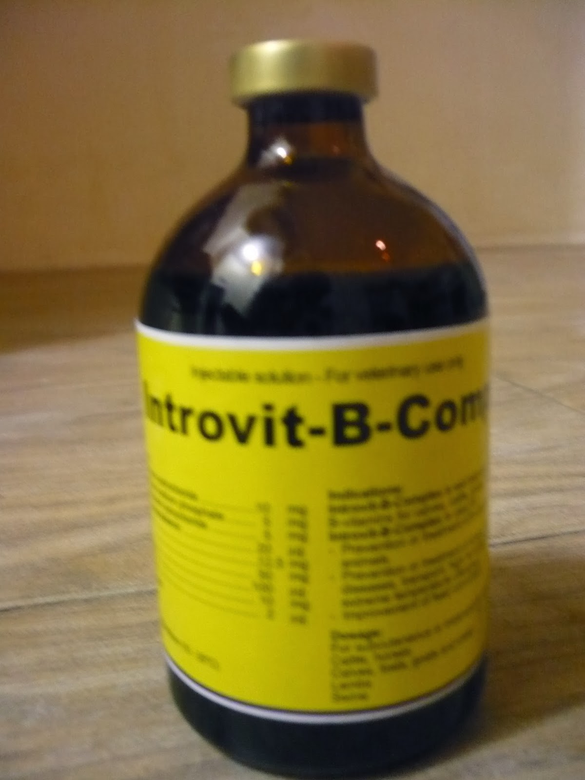 Isam Poultry Shop: Introvit-B-Complex