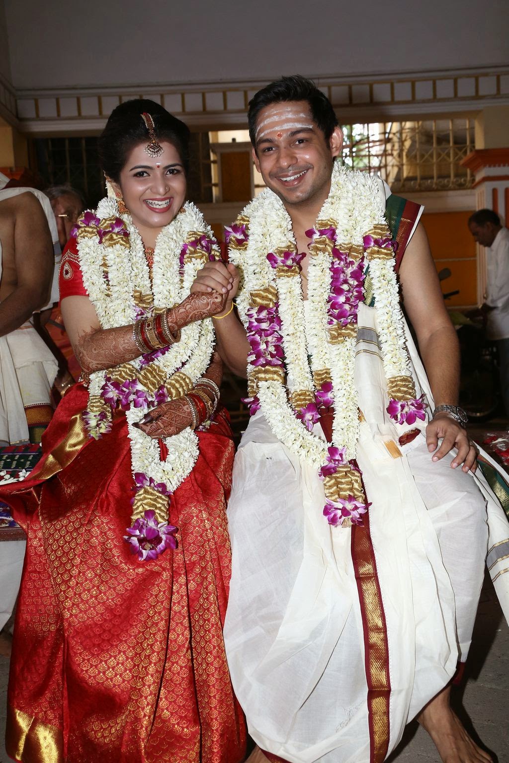 LG moviee: DD Vijay TV Anchor Divyadarshini - Srikanth Wedding Photos