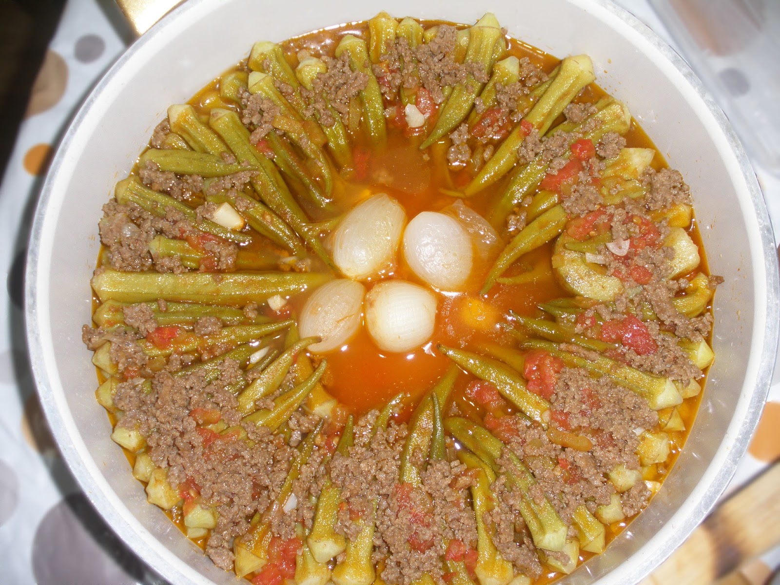 bayan cook bilen: KIYMALI BAMYA YEMEĞİ