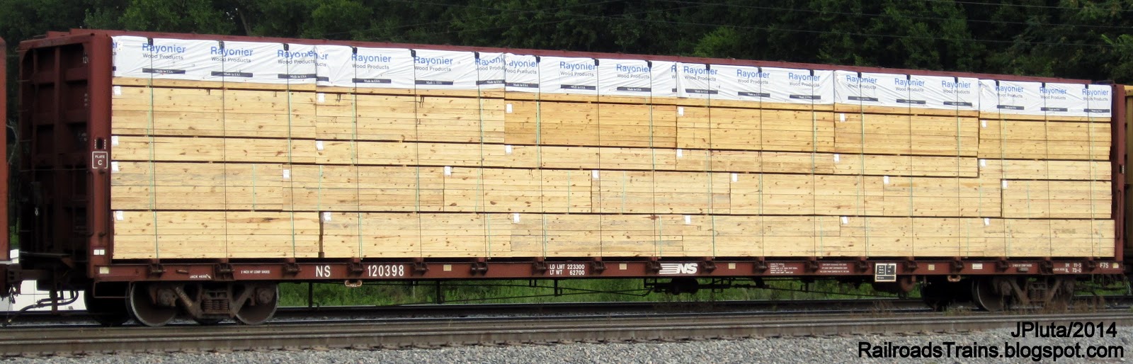 RAILROAD Freight Train Locomotive Engine EMD GE Boxcar BNSF,CSX,FEC ...