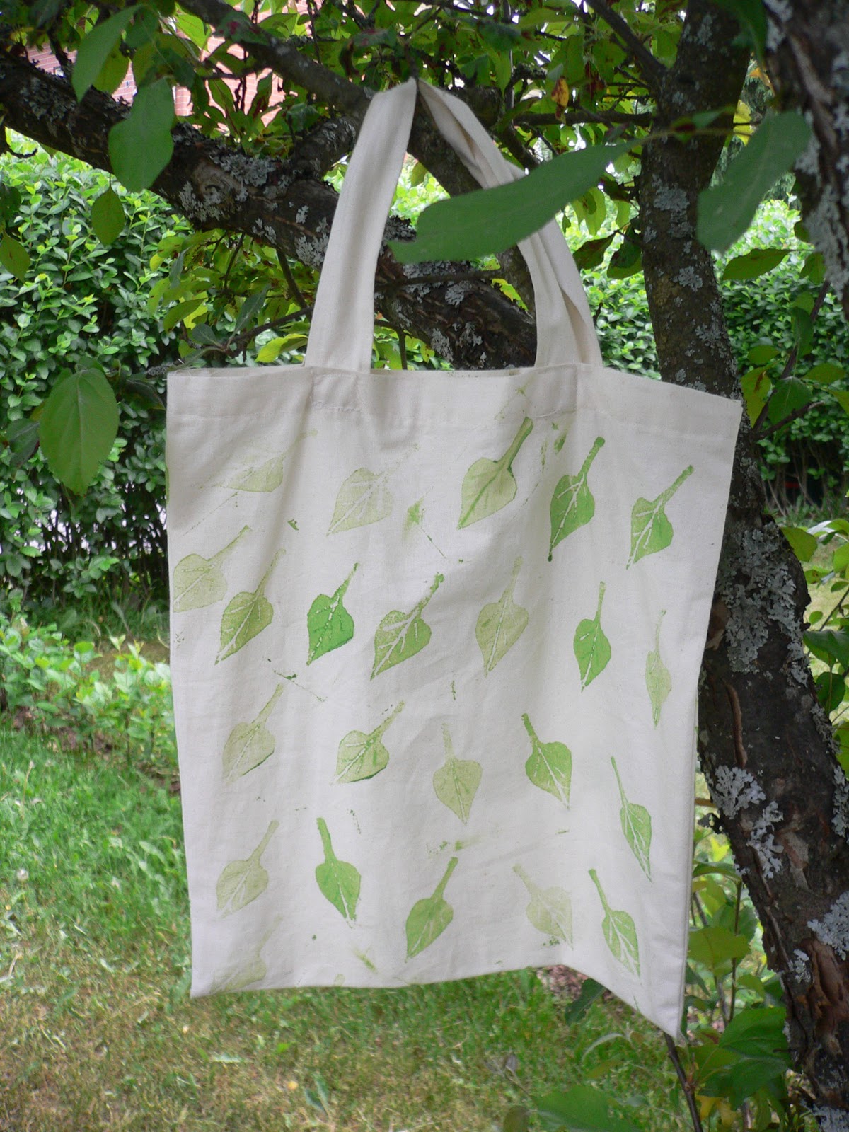 Minttu Viennetta: OMPELE ITSE KANGASKASSI