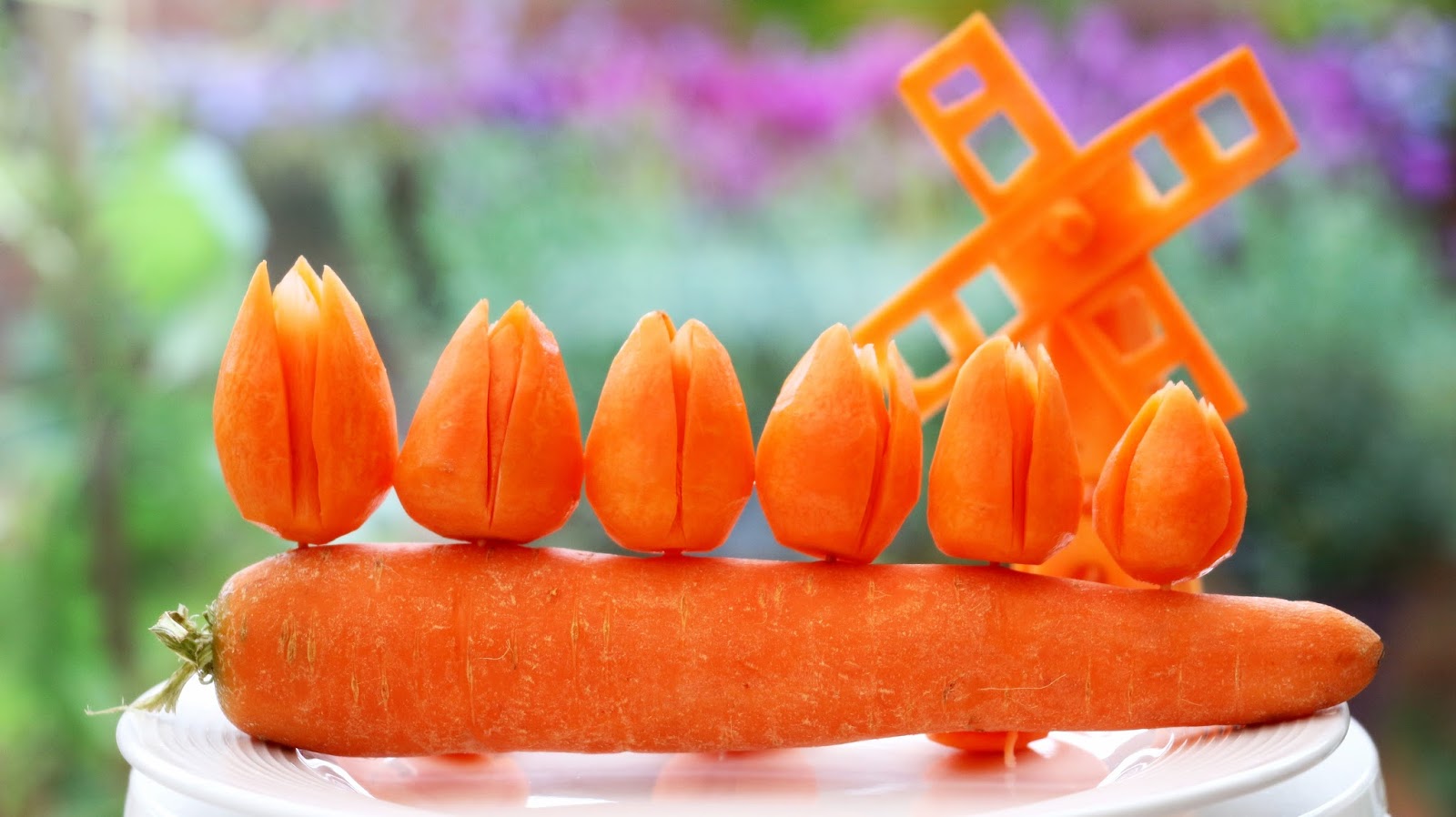ItalyPaul - Art In Fruit & Vegetable Carving Lessons: Art In Carrot ...