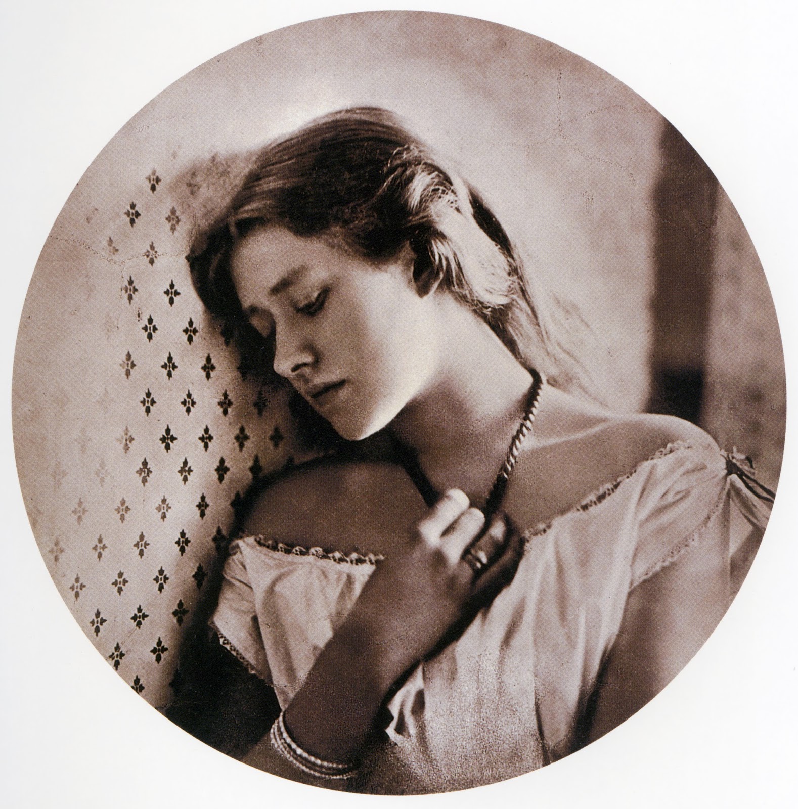 Les roses de décembre: Ellen Terry dans la prunelle de Virginia Woolf