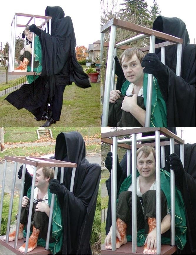 Men In The Cage - Cool Halloween Costume | Funpicc