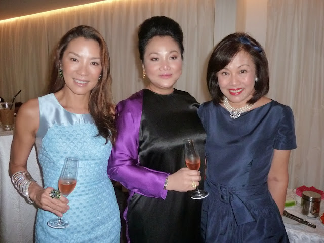 Kee Hua Chee Live!: PART 2; TAN SRI MICHELLE YEOH OPENS THE NEW ...