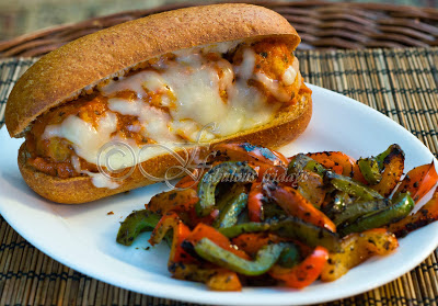 fabulous fridays: Chicken Sliders