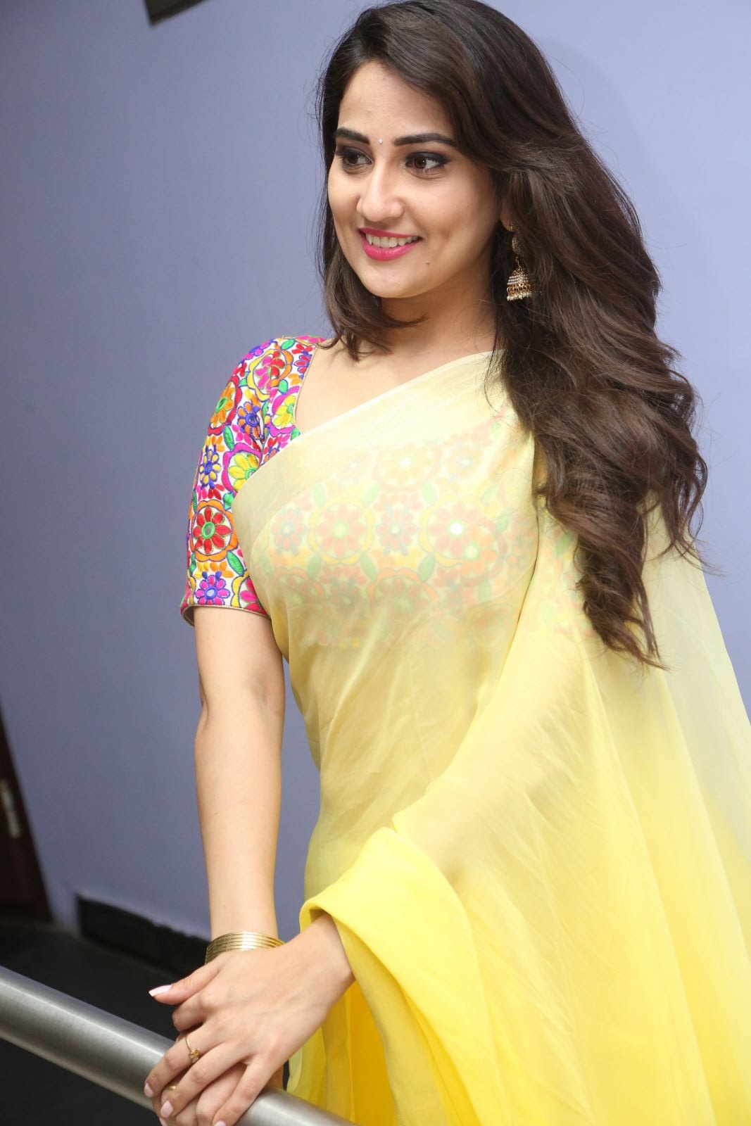 Anchor Manjusha latest dazzling photos gallery