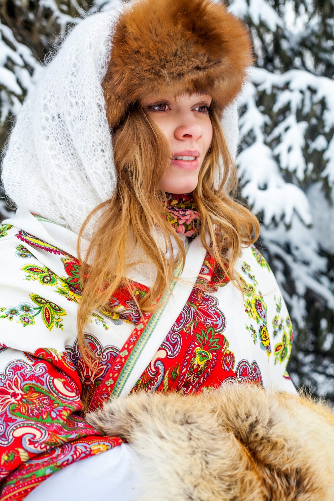 GOLD LOOK: Fashion Russia Winter