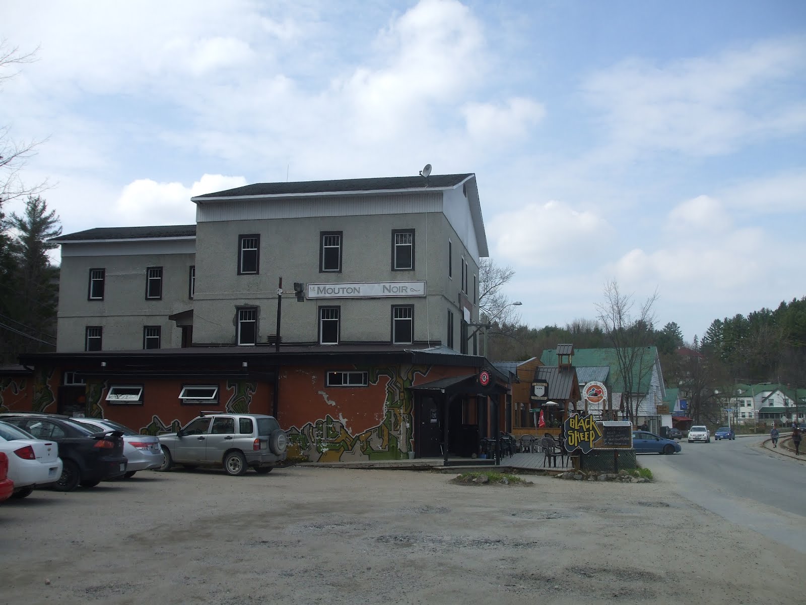 run, gloria, run!: New Country Rehab at the Black Sheep Inn, Wakefield ...