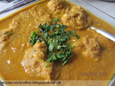 Priya's Virundhu: Simple Egg Kurma/Egg Drop Kurma/Udaithu Utriya Muttai ...