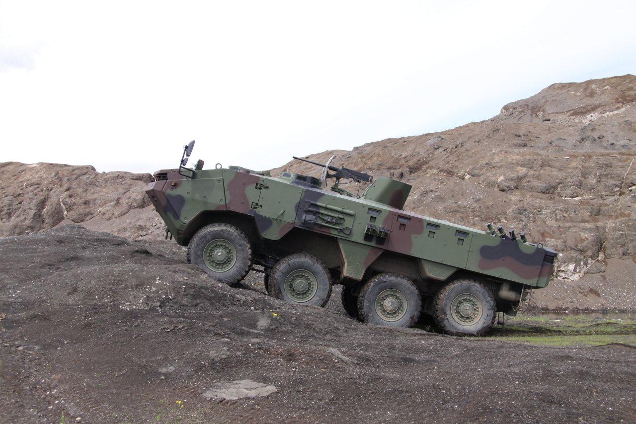 Defense News: Arma 8x8