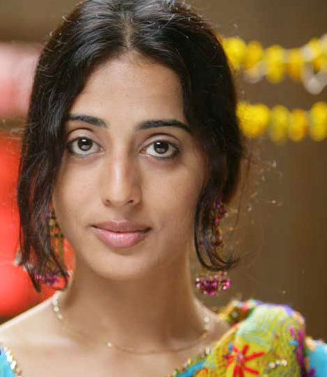 Bollywood Actress Mahi Gill Without Makeup Celebrities Funda