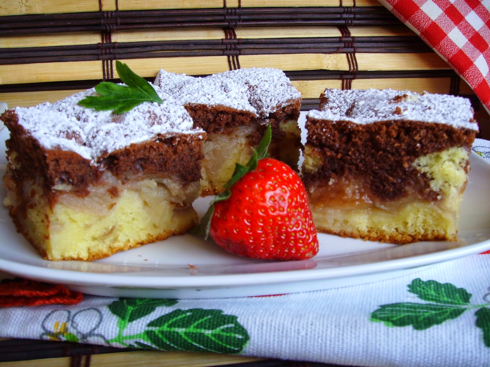 Kuchnia z widokiem na ogród: Szybkie i proste ciasto ucierane z gruszkami.