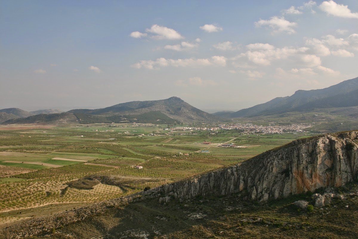 CENTRO DE ARQUEOLOGÍA POBLENSE.: AGUILÓN GRANDE