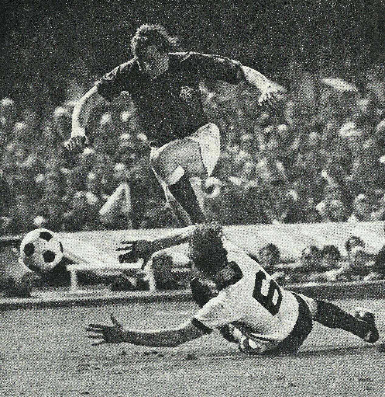Football in the Seventies: Colin Stein (Rangers) & Evgeni Zhukov ...