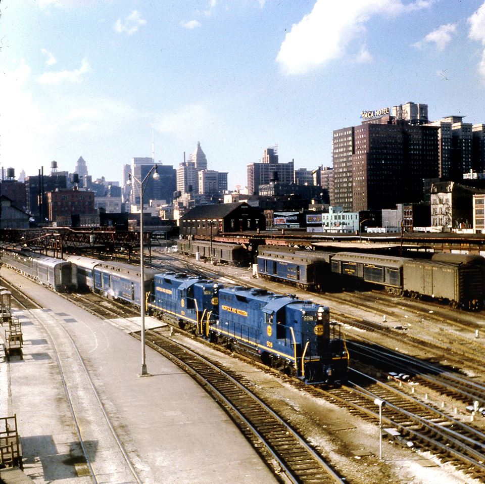 Towns and Nature: Chicago, IL Depot: 1885-1976 Dearborn Station