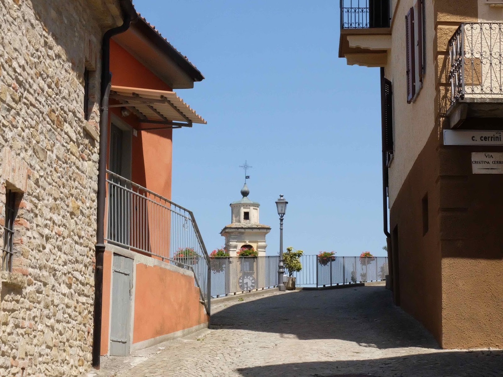 le promeneur du 68: Murazzano, un village remarquable, et peu connu, du ...