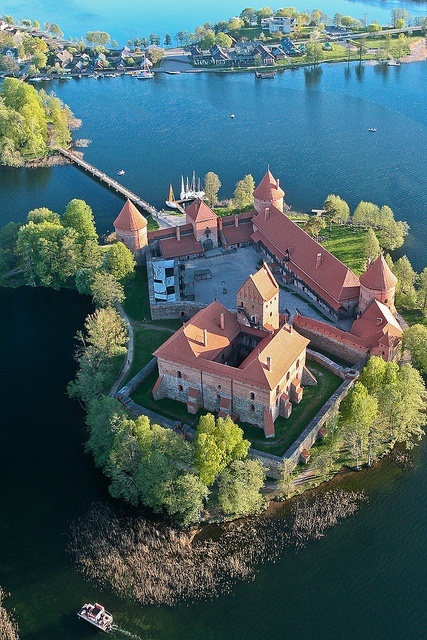 Trakai Island Castle, Trakai, Lithuania | Photos Mart