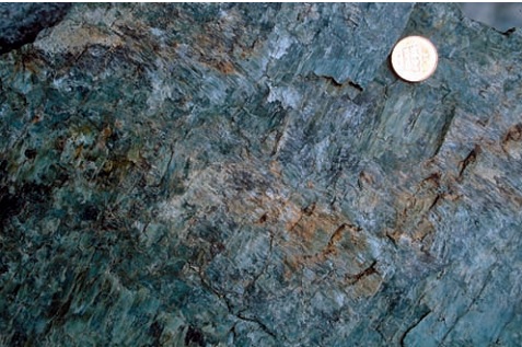 Learning Geology: Lineations in the brittle regime