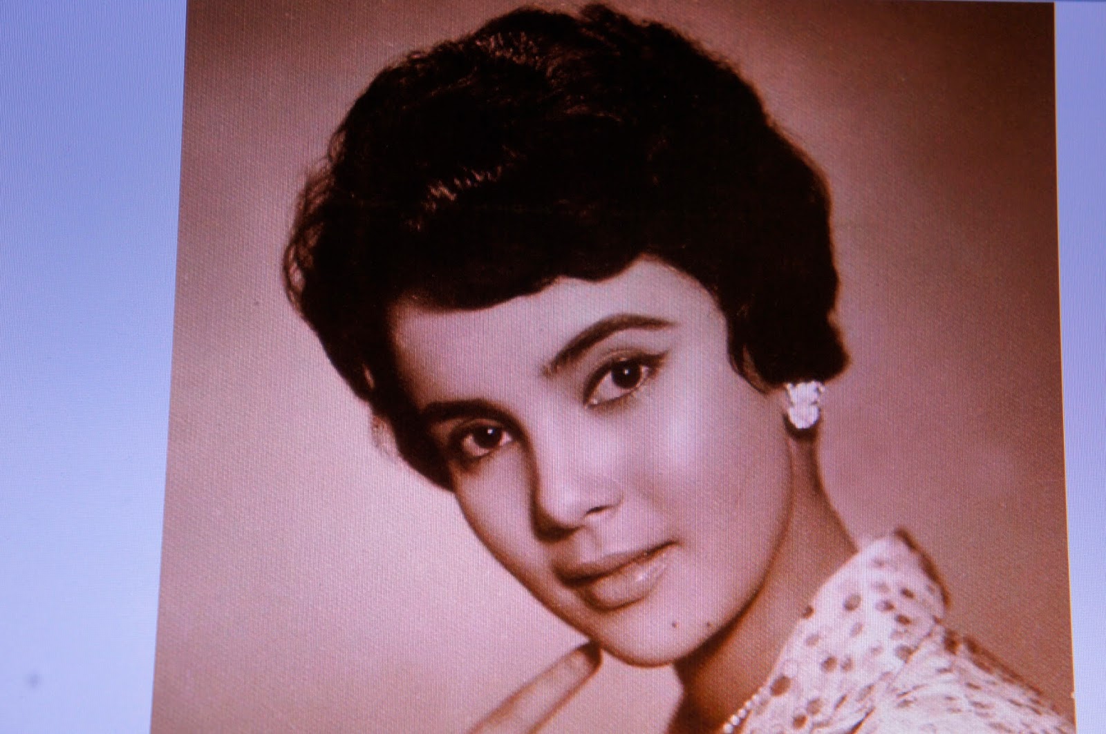 MISS AMALIA FUENTES VS. All Actresses Of Phil. Movies - Past & Present ...