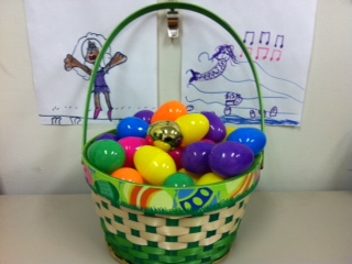 Classroom Freebies Too: Egg Inserts & Request for Creativity!