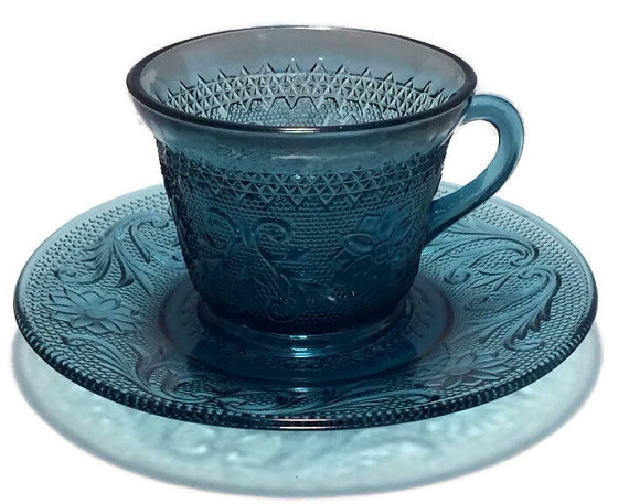 Chippy White Cottage: TIARA: The Glassware...Not The Crown