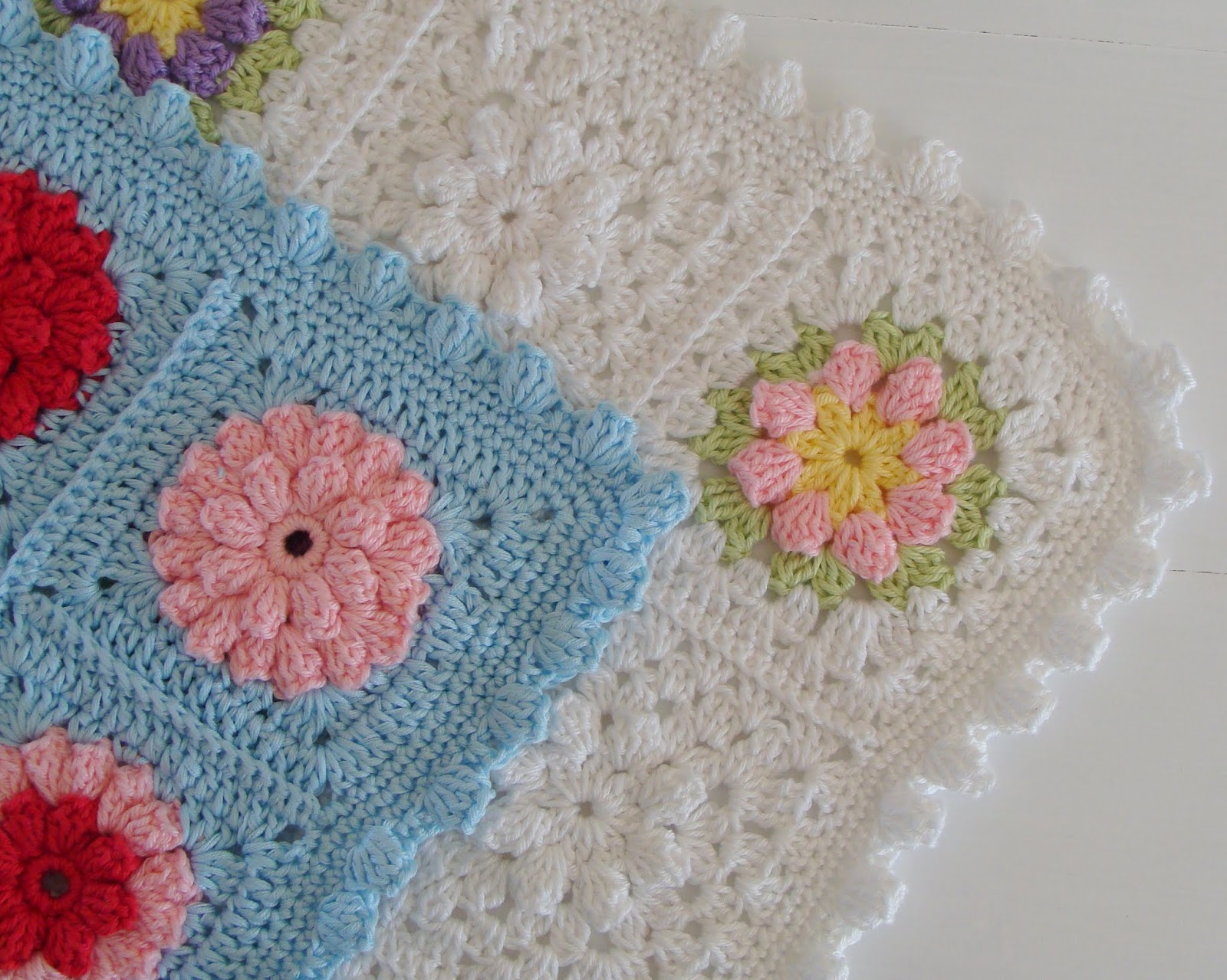 Twolittlebirds: Popcorn stitch crochet edging tutorial
