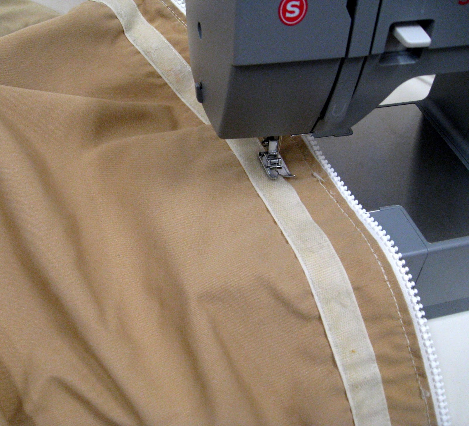 Green Shed Activity: New Singer Sewing Machine and 40 Meters Khadi Fabric