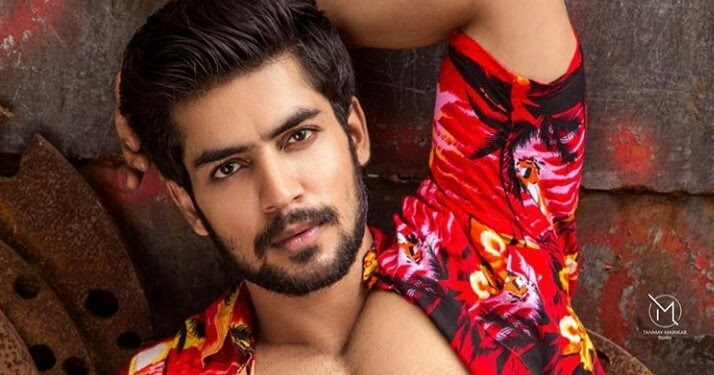 Shirtless Bollywood Men Mumbais Hottest Ab Tastic Model Imraan Ahmad