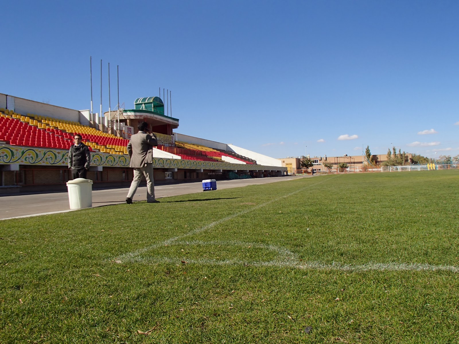 Football Otaku Diary : 蹴球オタク日誌 : Iran: Tractor Club stadium, Tabriz