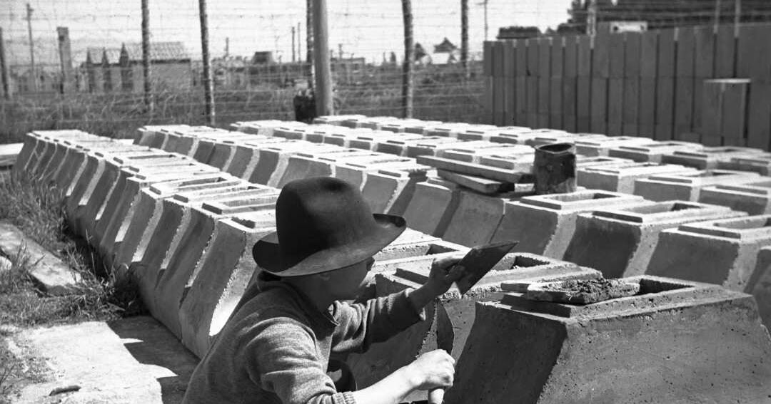 Jared Davidson: The house John Doe built: the hidden history of prison ...