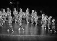 Tarian dari Sulawesi Selatan | Mikirbae.com