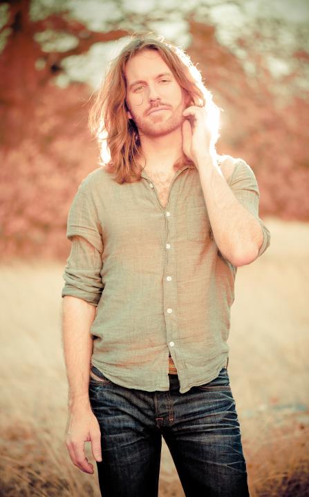 The Indie Discovery: Chris Hawkes