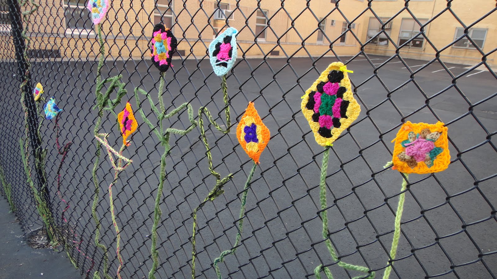 Emerson Art Talks: Yarn Storming